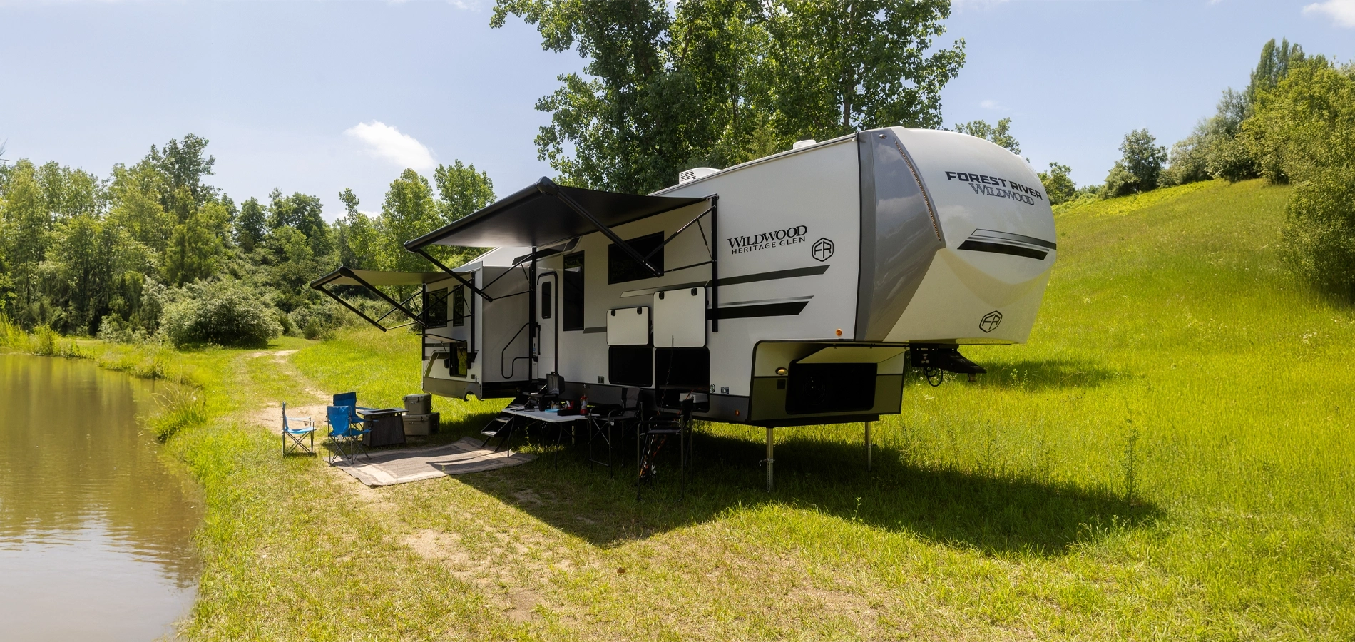 Wildwood Heritage Glen Fifth Wheels - Forest River RV